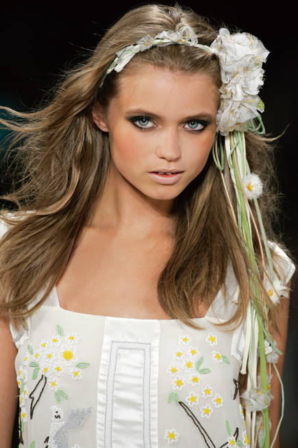 Nya modellstjärnskottet Abbey Lee | ELLE